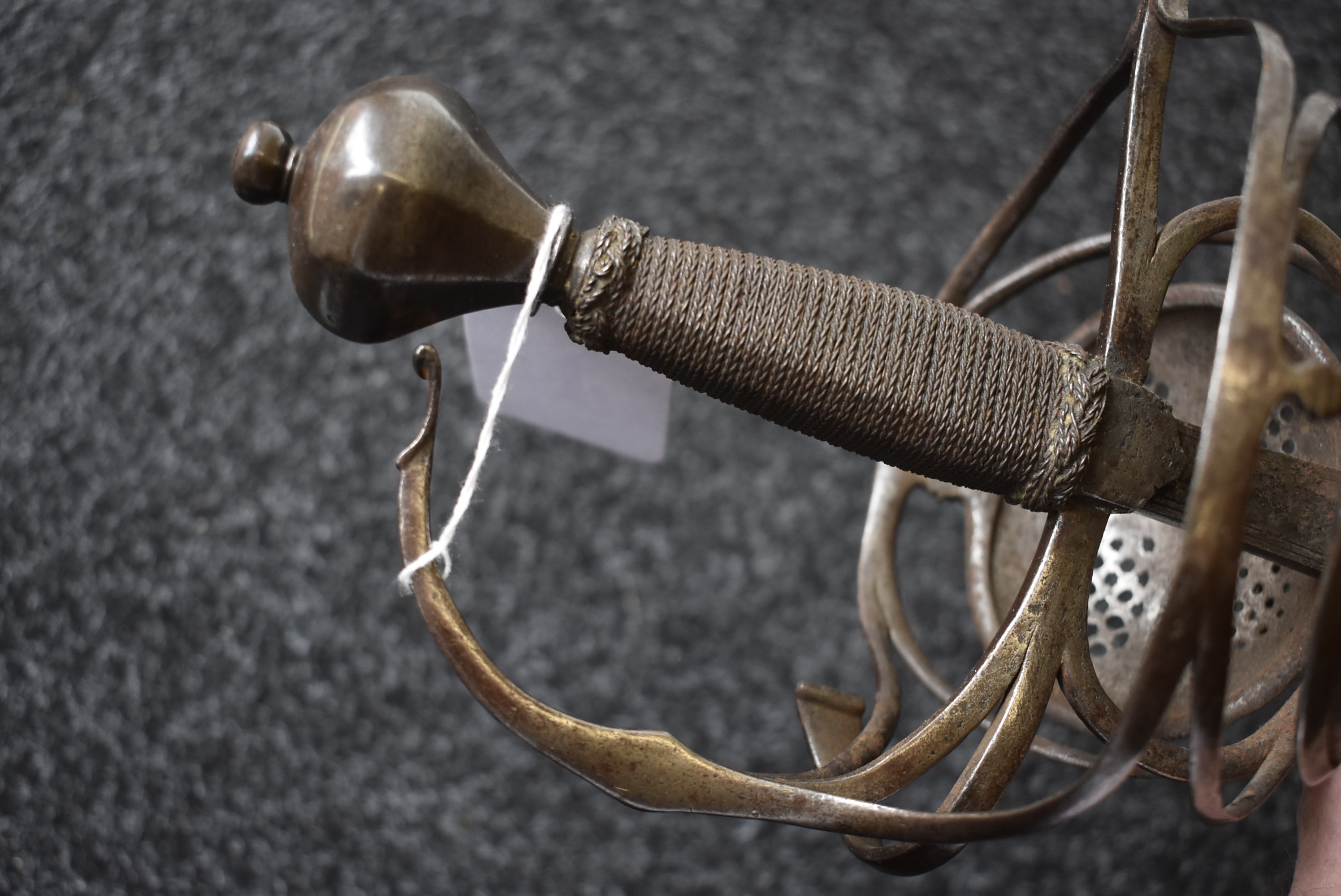 Lot 359 - AN EARLY 17TH CENTURY GERMAN PAPPENHEIMER