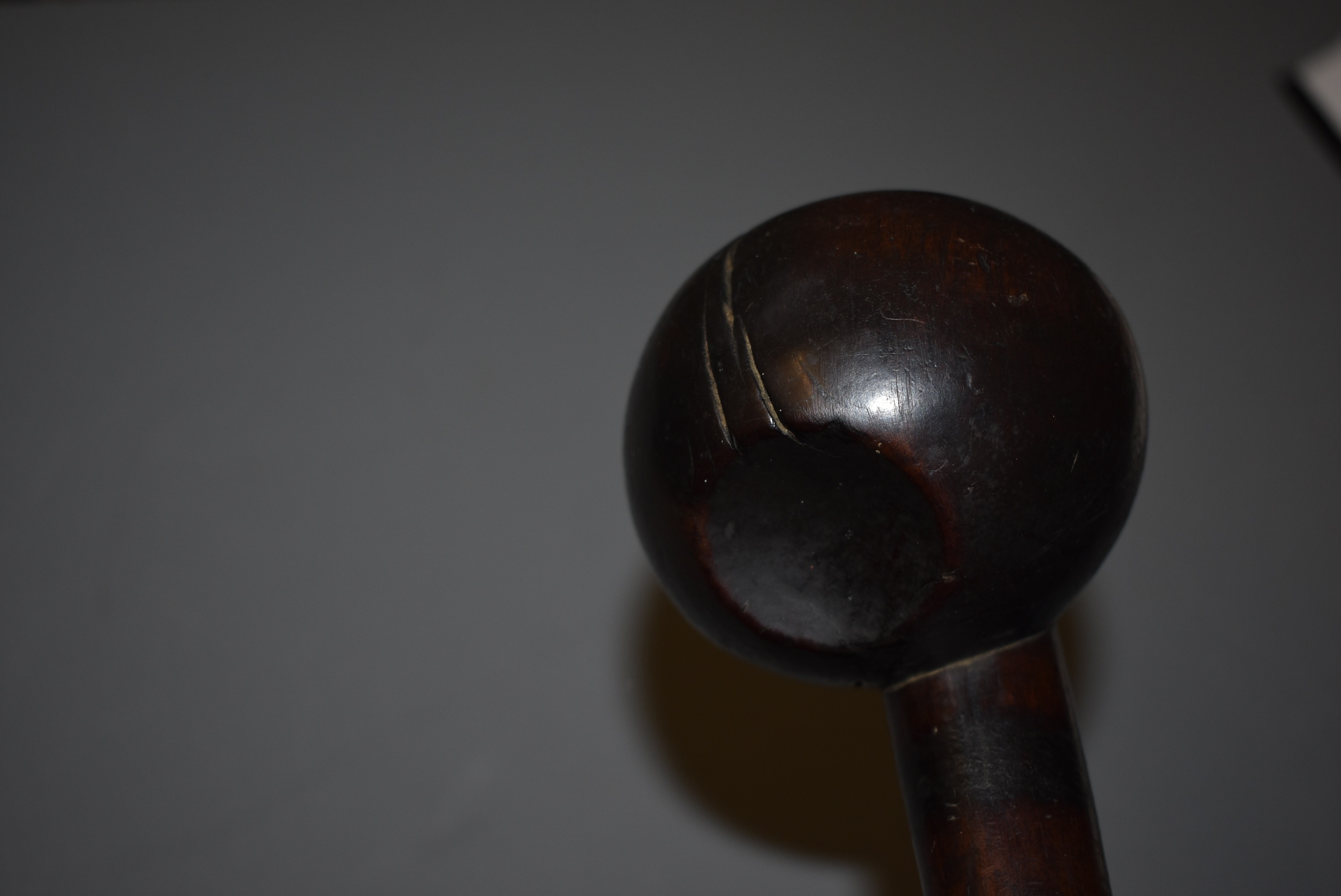 Lot 321 - A 19TH CENTURY ZULU WARRIOR'S KNOBKERRIE
