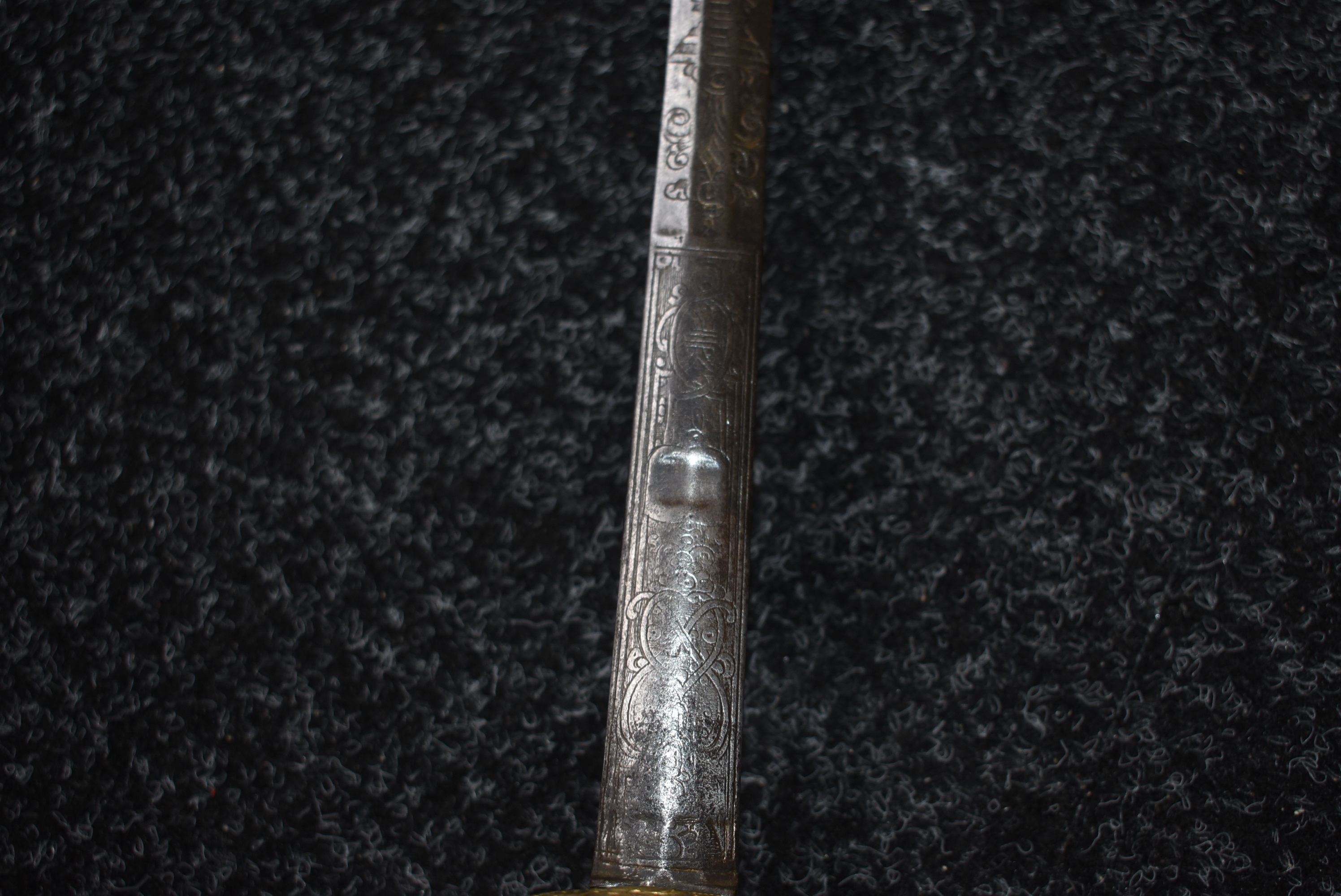 Lot 374 - AN 18TH CENTURY GERMAN BAROQUE HILTED SMALL