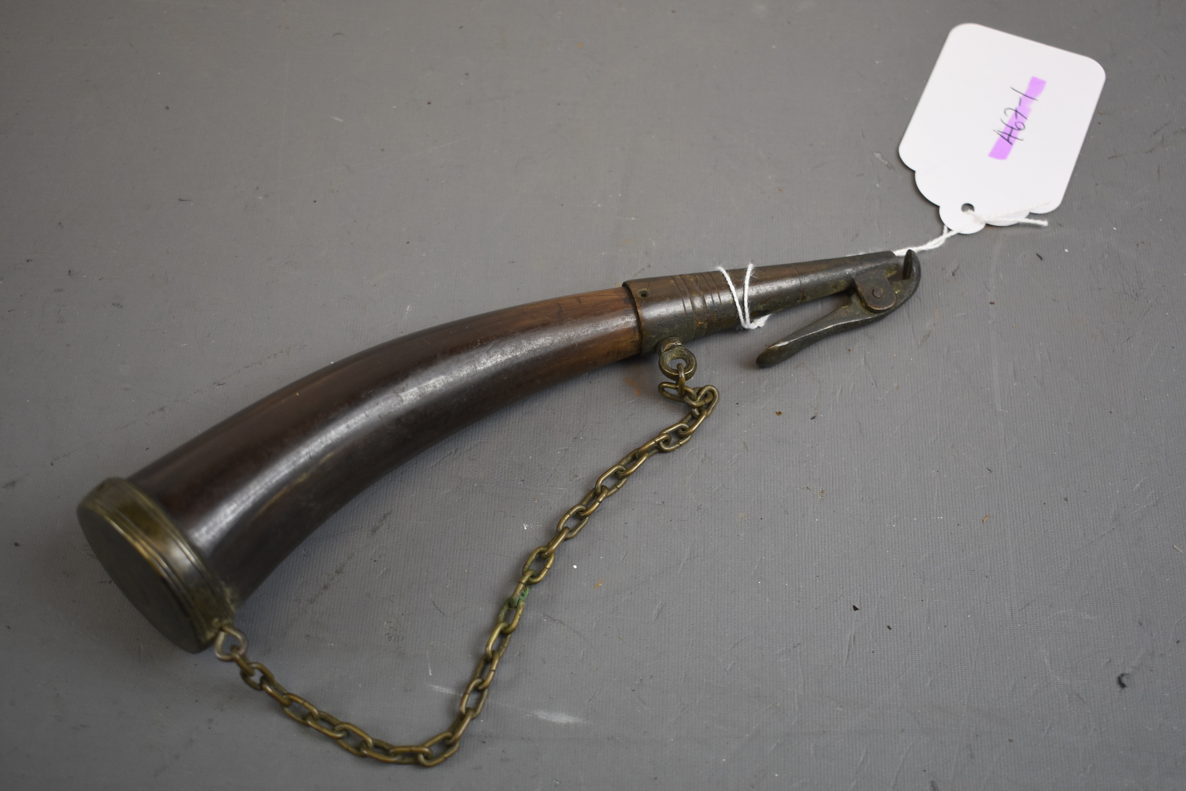 Lot 441 - A LATE 18TH OR EARLY 19TH CENTURY GUNNER'S