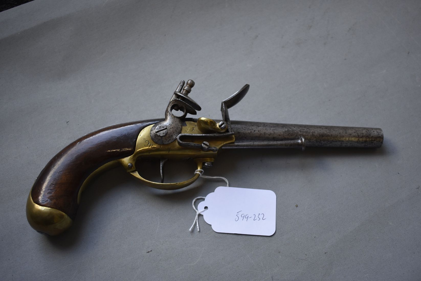 Lot 877 - A .700 CALIBRE FRENCH MODEL 1777/86
