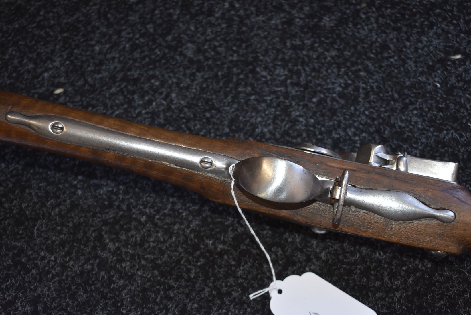 Lot 457 - A FRENCH FLINTLOCK INFANTRY OFFICER'S M1728