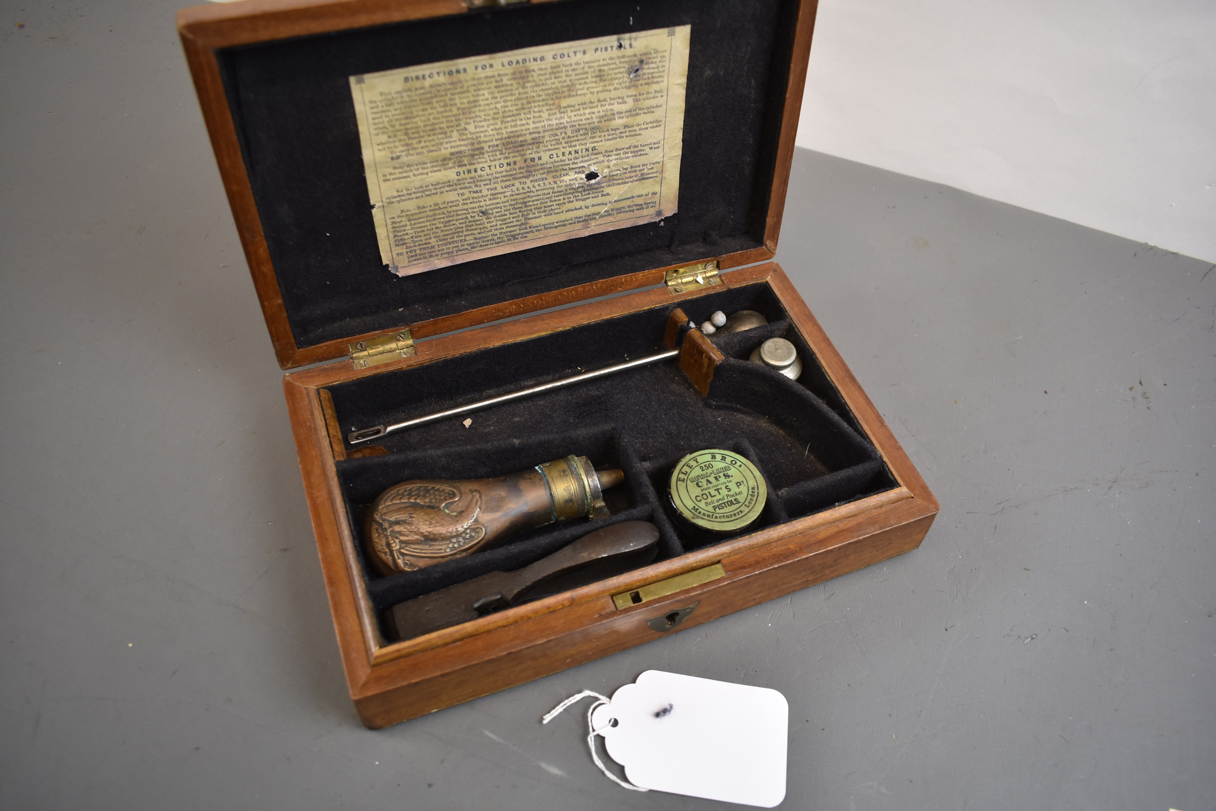 Lot 294 - A LATER CASED FIVE SHOT PERCUSSION COLT ROOT