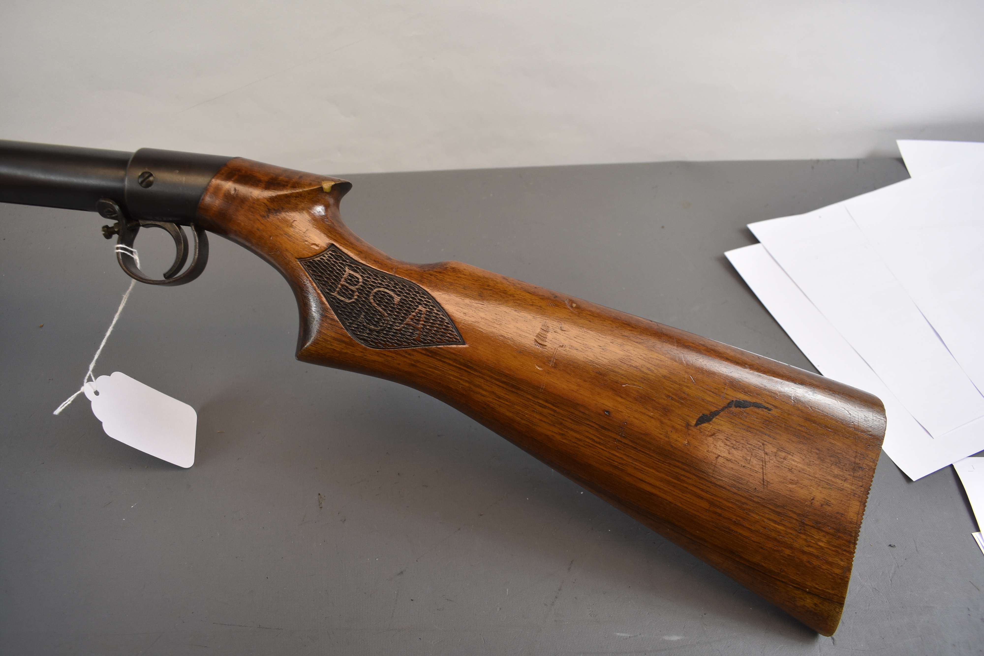Lot 408 - A GOOD .177 CALIBRE ANTIQUE BSA STANDARD AIR