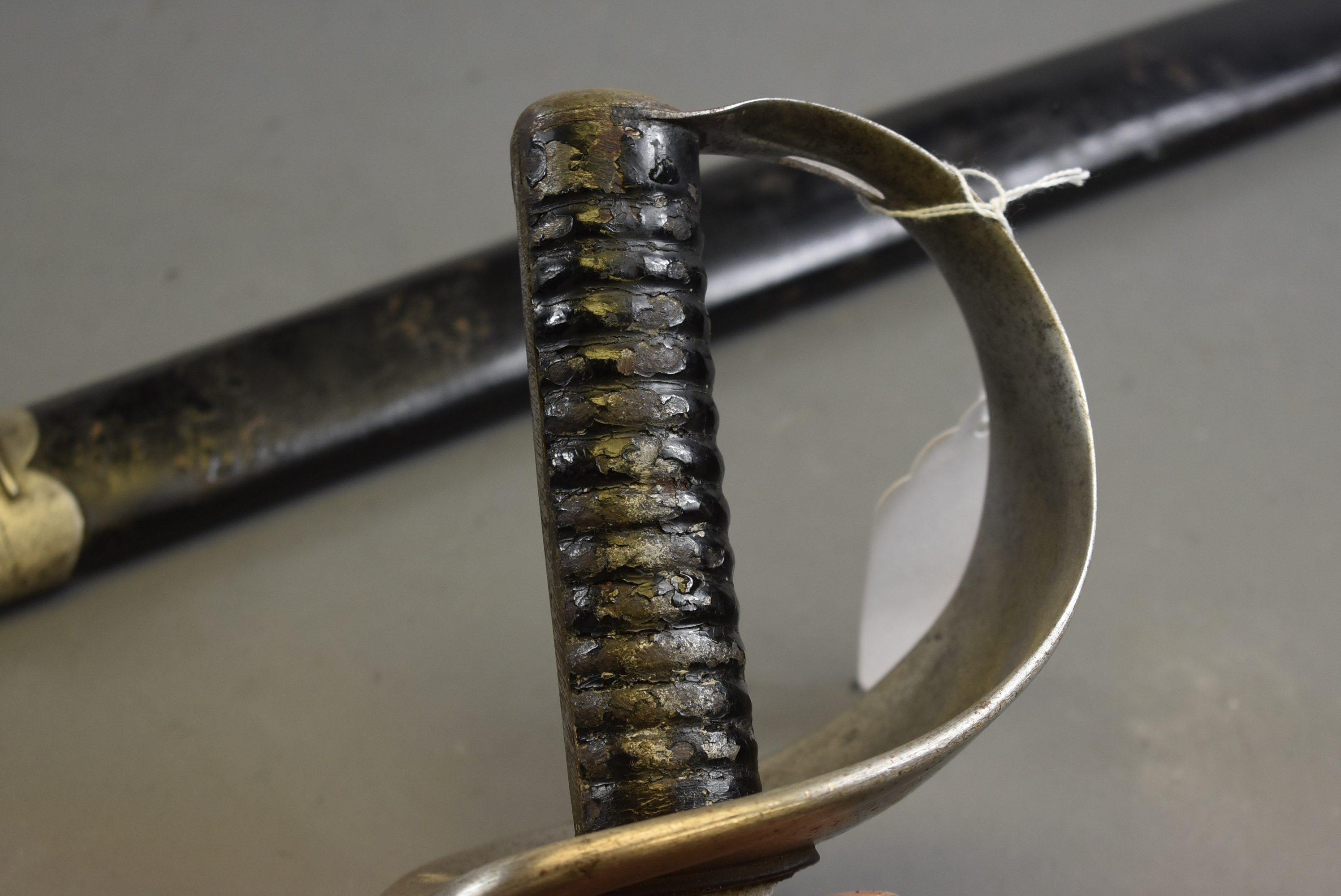 Lot 610 - AN 1889 PATTERN ROYAL NAVAL CUTLASS,