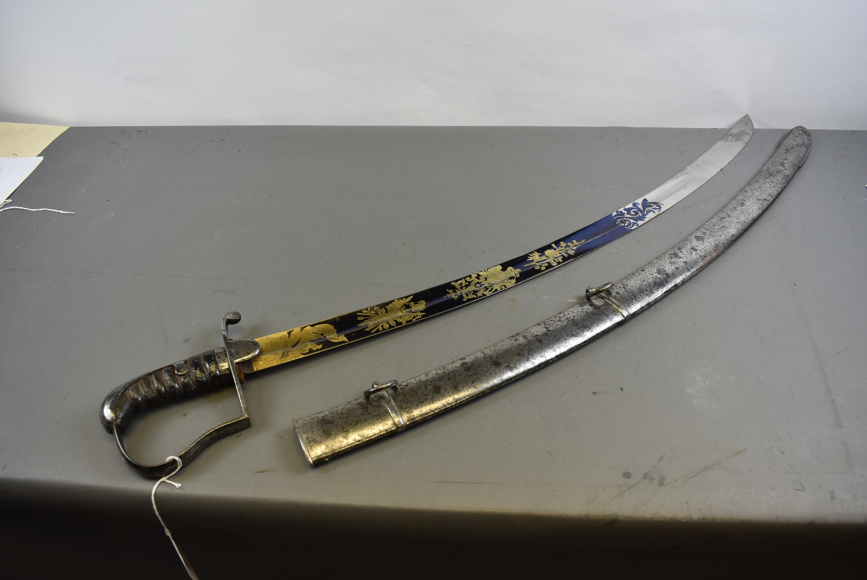 Lot 619 - A 1796 PATTERN LIGHT CAVALRY OFFICER'S SABRE,