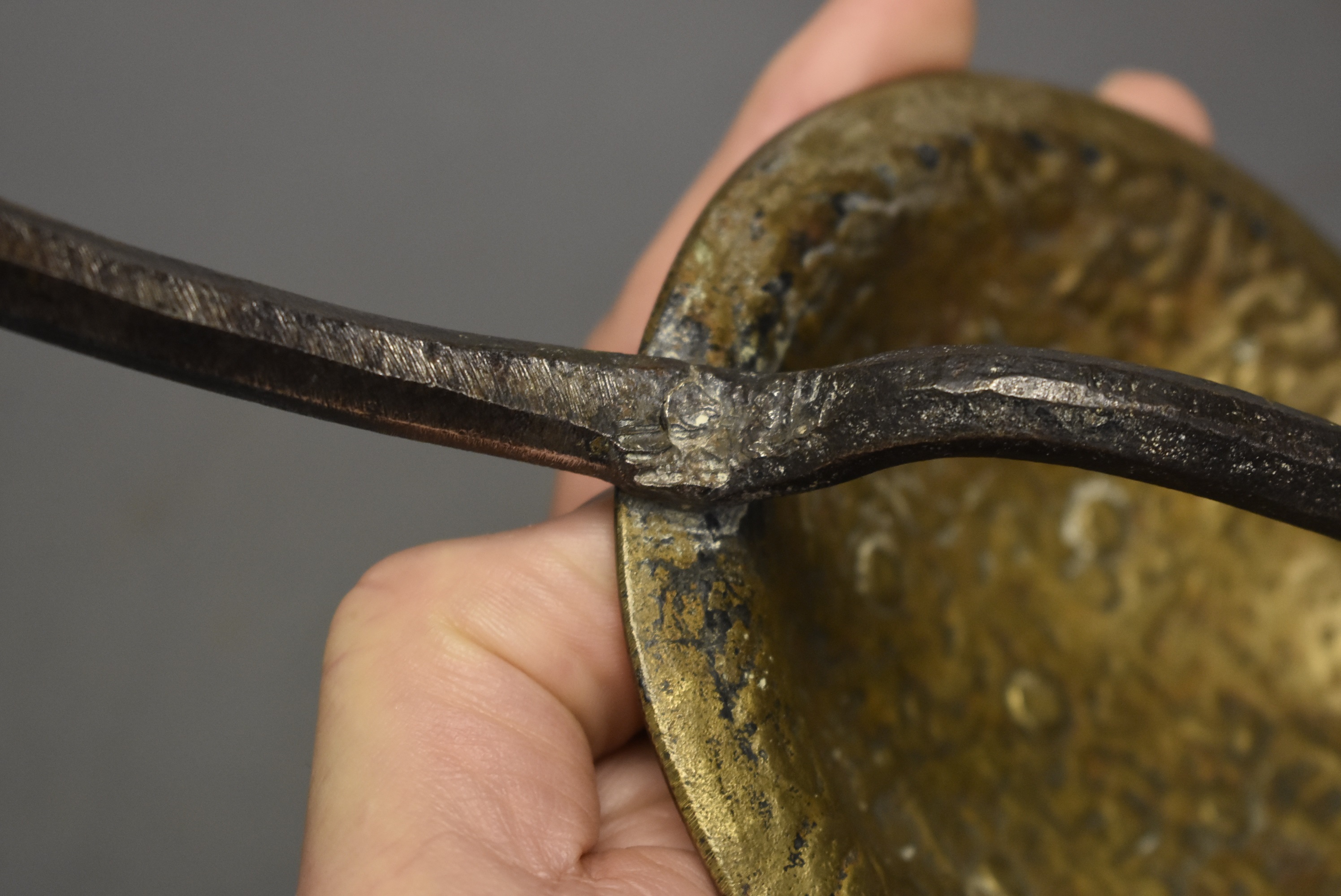 Lot 61 - A 19TH CENTURY INDIAN MADU OR SHIELD,