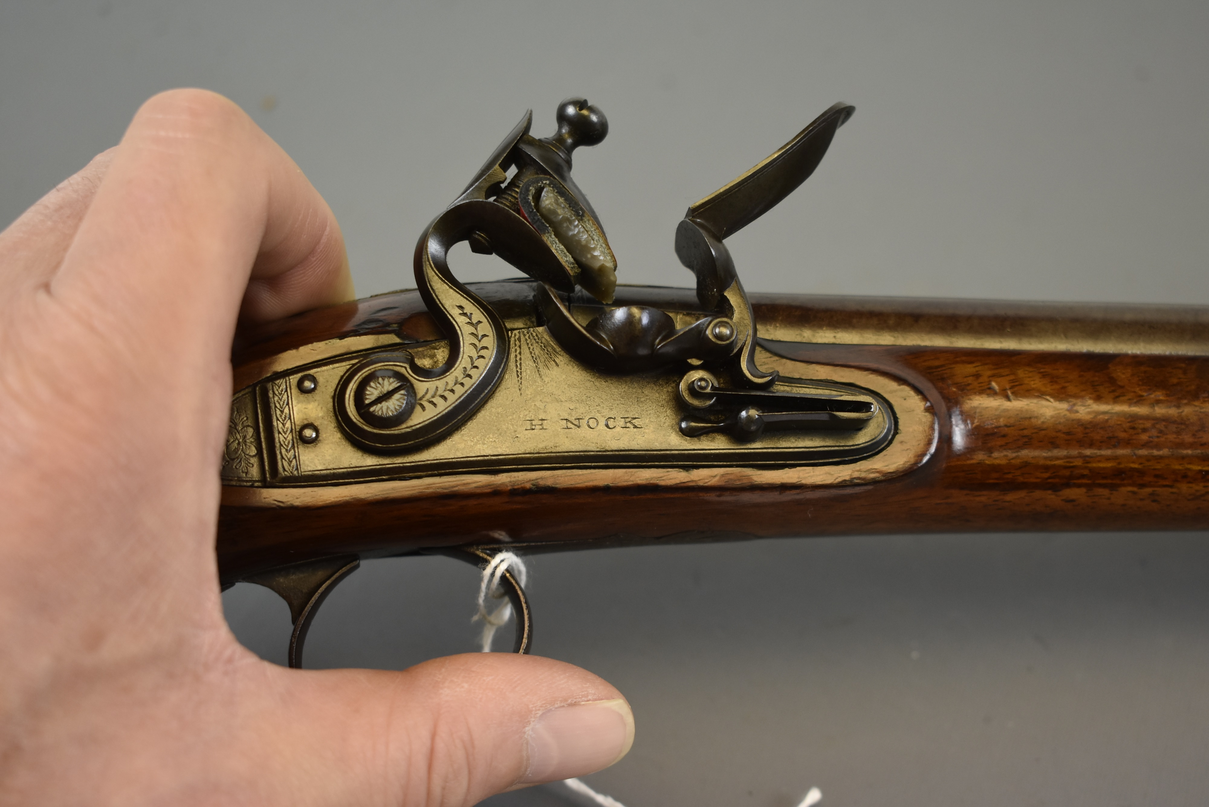 Lot 216 - A VERY RARE 32-BORE FLINTLOCK LARK GUN BY