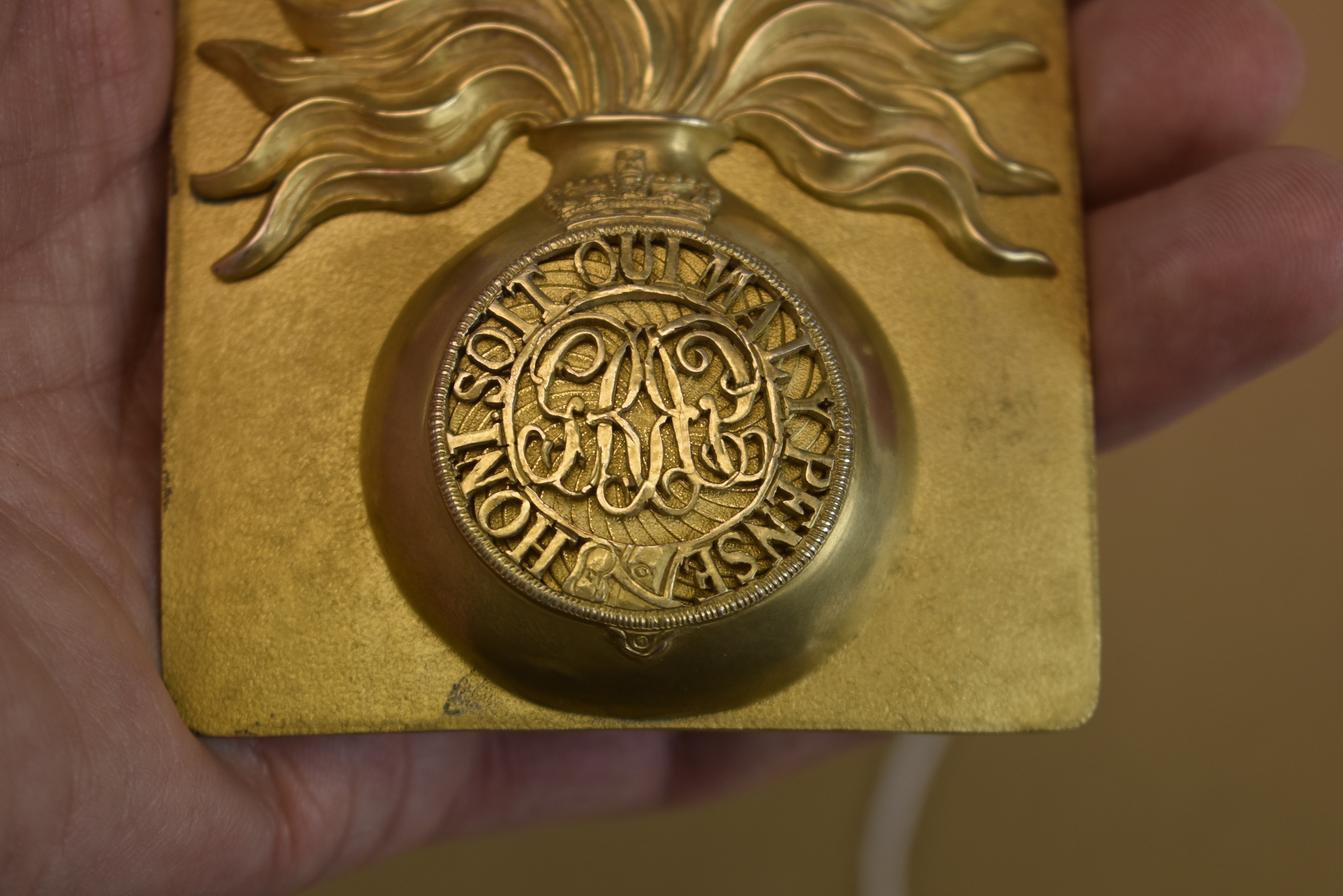 Lot 713 - A GRENADIER GUARDS OFFICER'S SHOULDER BELT